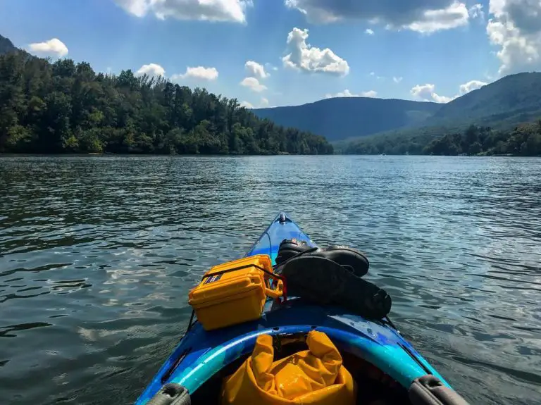 14 Best Kayaking Spots in Tennessee • Kayaking Near Me
